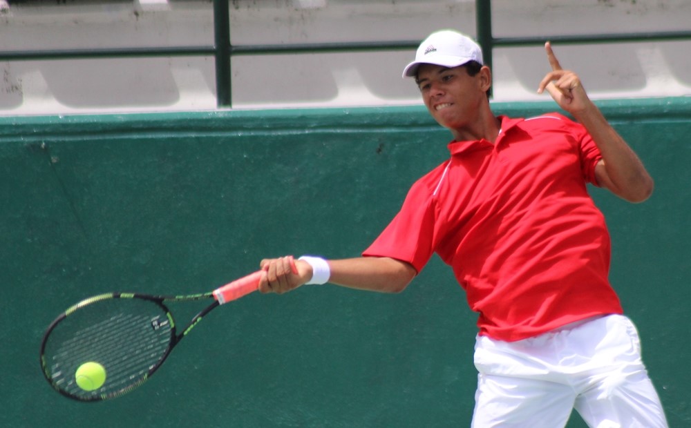 Nick Hardt debuta con victoria en Mundial Juvenil de Tenis