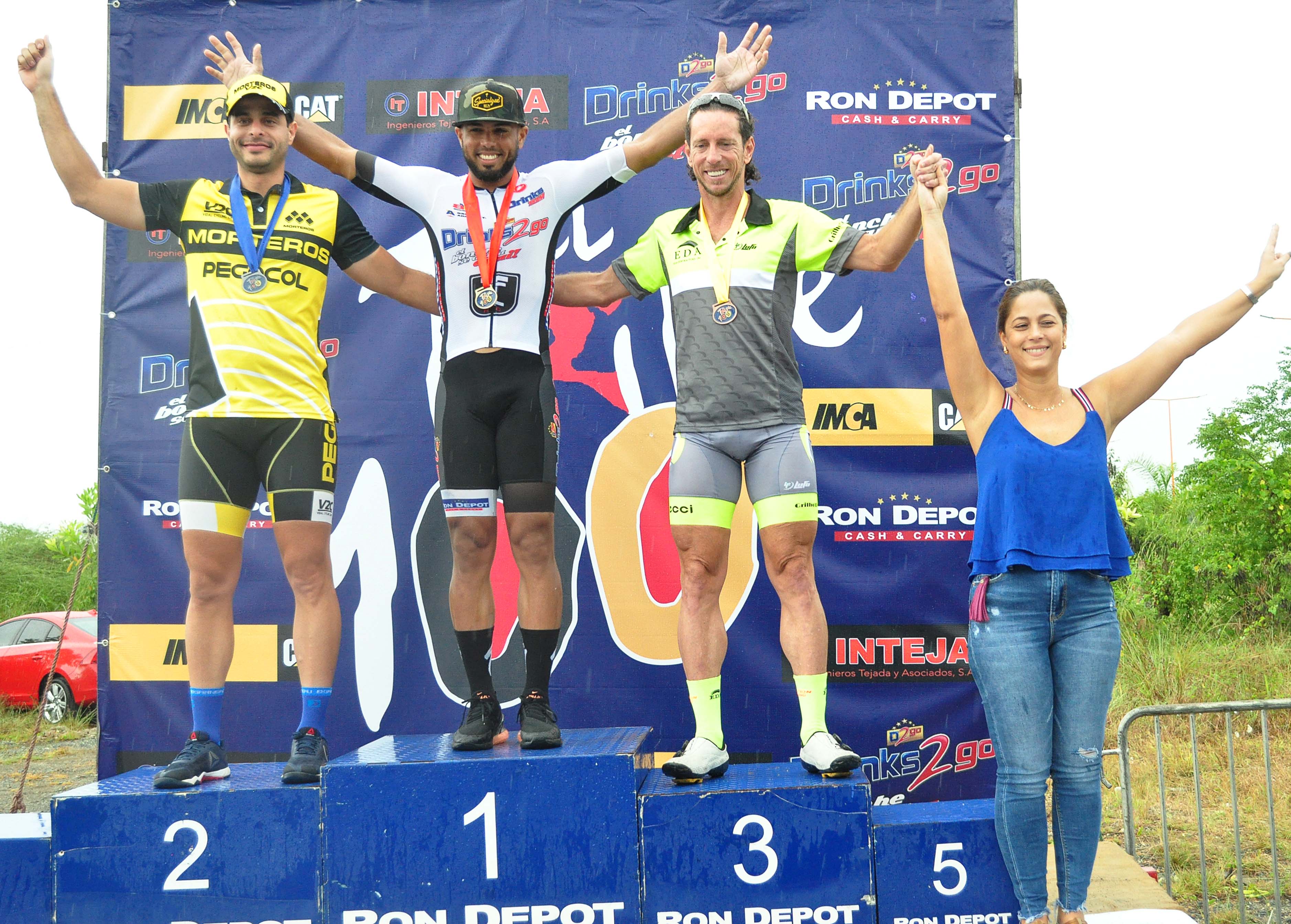 Edwin Morel conquista segunda etapa del campeonato de Ciclismo Triple 100