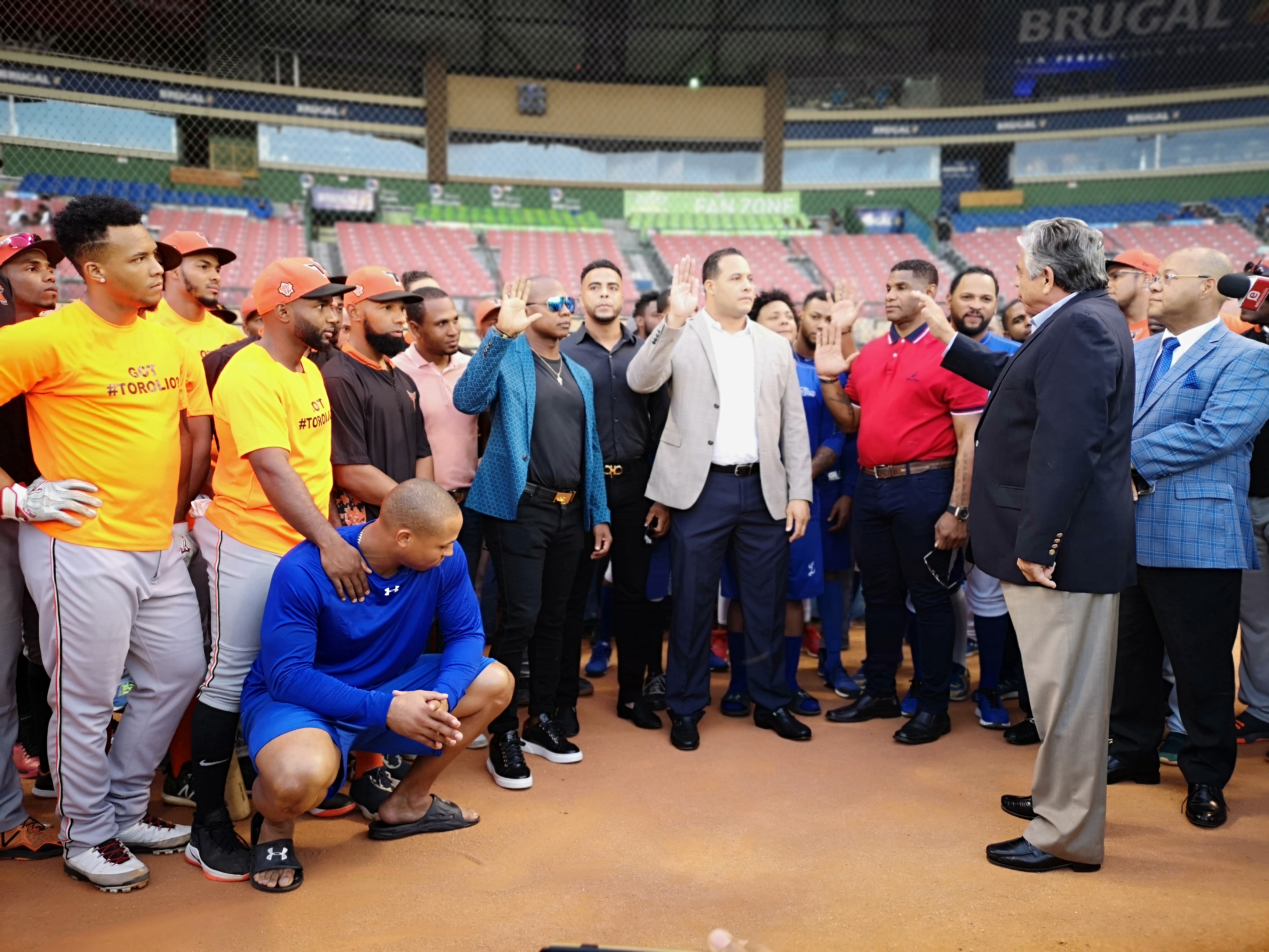 Erick Almonte fue juramentado como nuevo presidente de FENAPEPRO