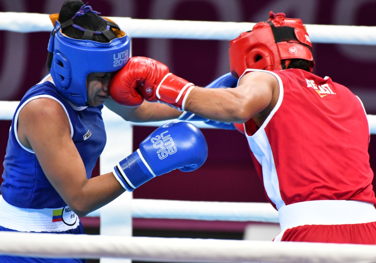 Leonel de los Santos y María Moronta aseguran bronce en boxeo
