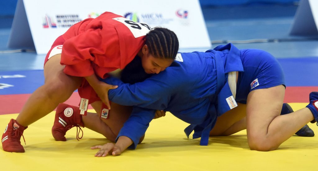 Ministro Deportes reconoce avance del sambo en el país