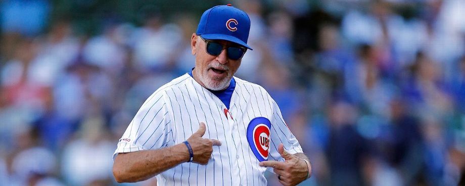 Mánager Joe Maddon firma por tres temporadas con Angels