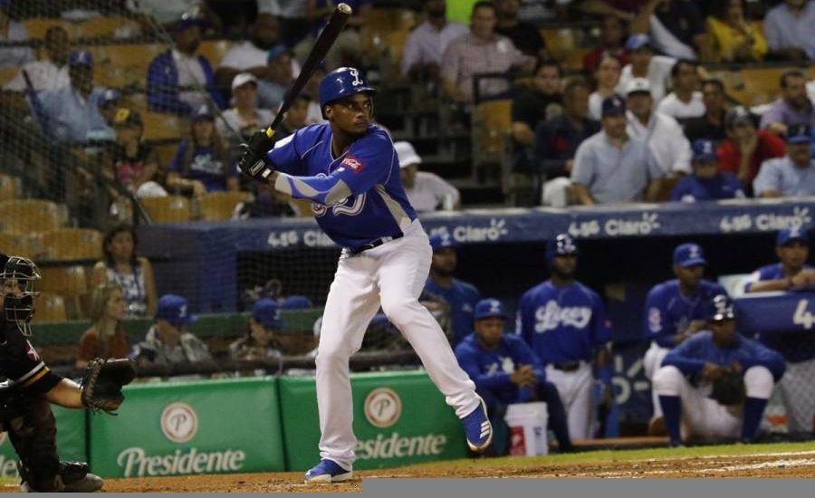 Los Piratas le dan un mes de permiso al pelotero Pablo Reyes