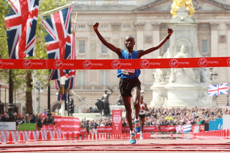 El keniano Daniel Kinyua Wanjiru, suspendido provisionalmente