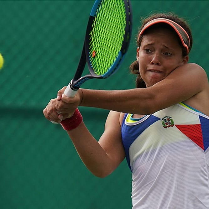Laura Quezada enfocada en la Billie Jean King Cup