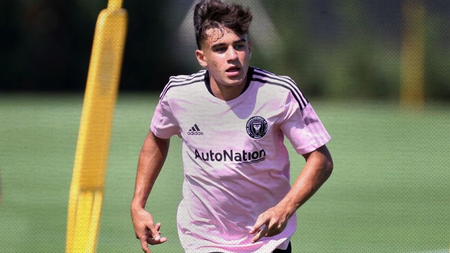 Dominicano Edison Azcona hace historia en su debut en la MLS