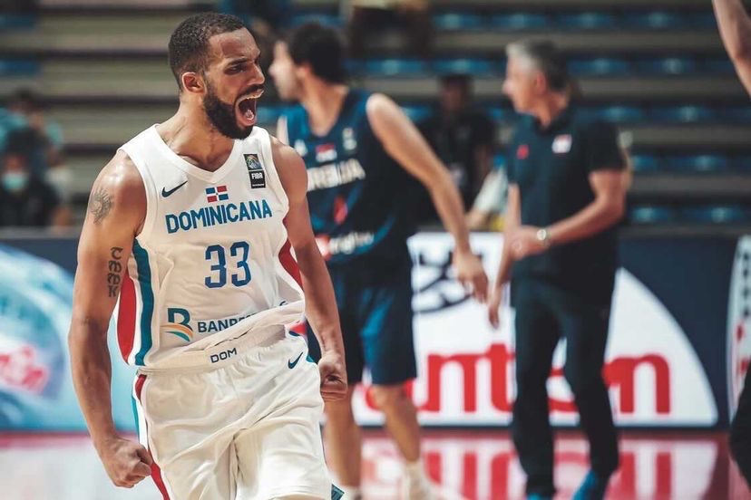 Mike Torres, ausente en la selección por temas de salud