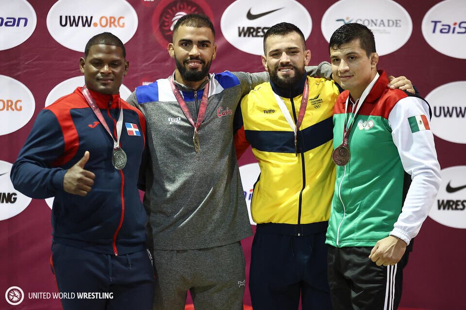 Johan Batista, plata y boleto lucha greco a los Panam Chile 2023