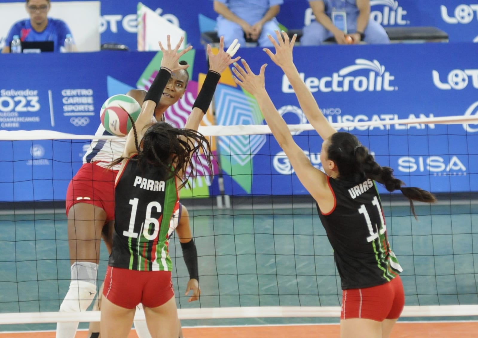 Las Reinas derrotan a México, siguen contra Puerto Rico