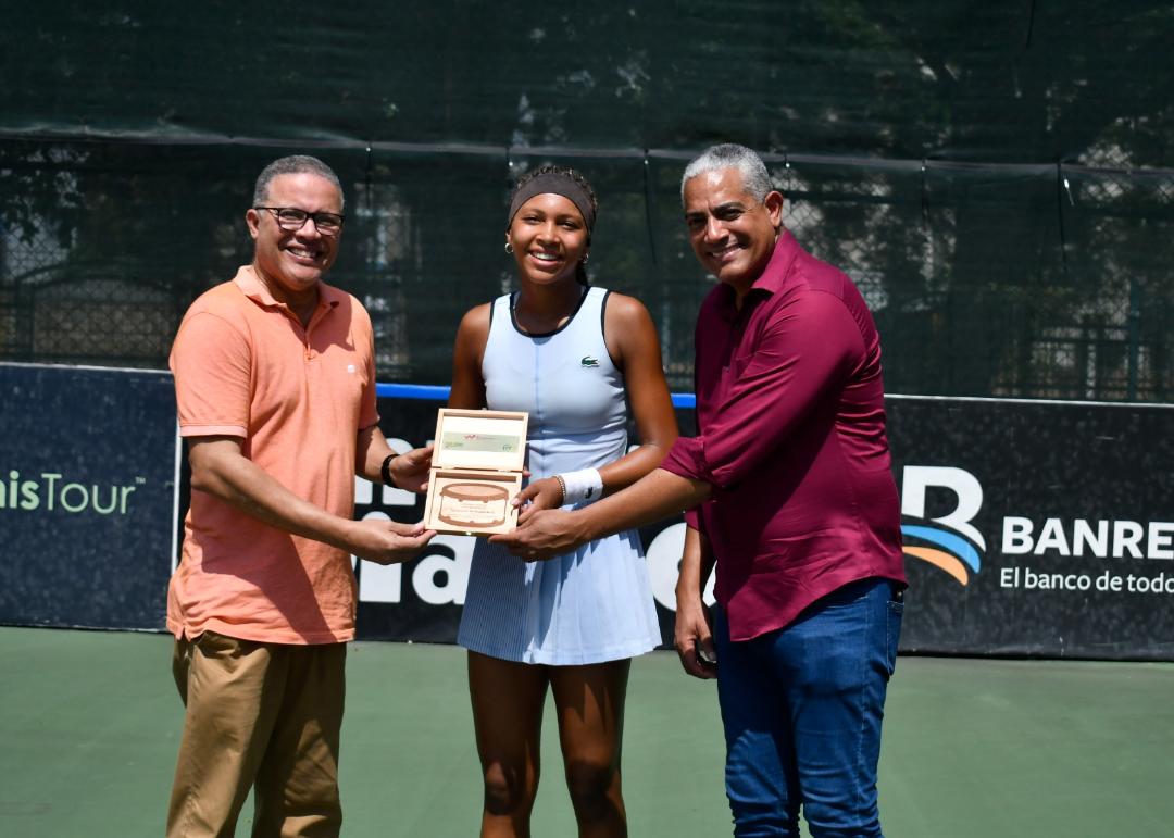 Kennedy y Frodin, los campeones de sencillos Copa Merengue J200