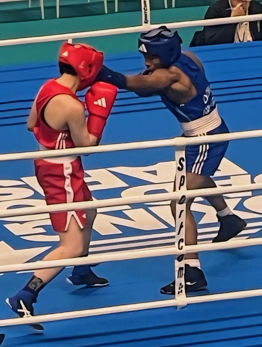 Estefany Almánzar triunfa por superioridad en Clasificatorio Mundial Boxeo
