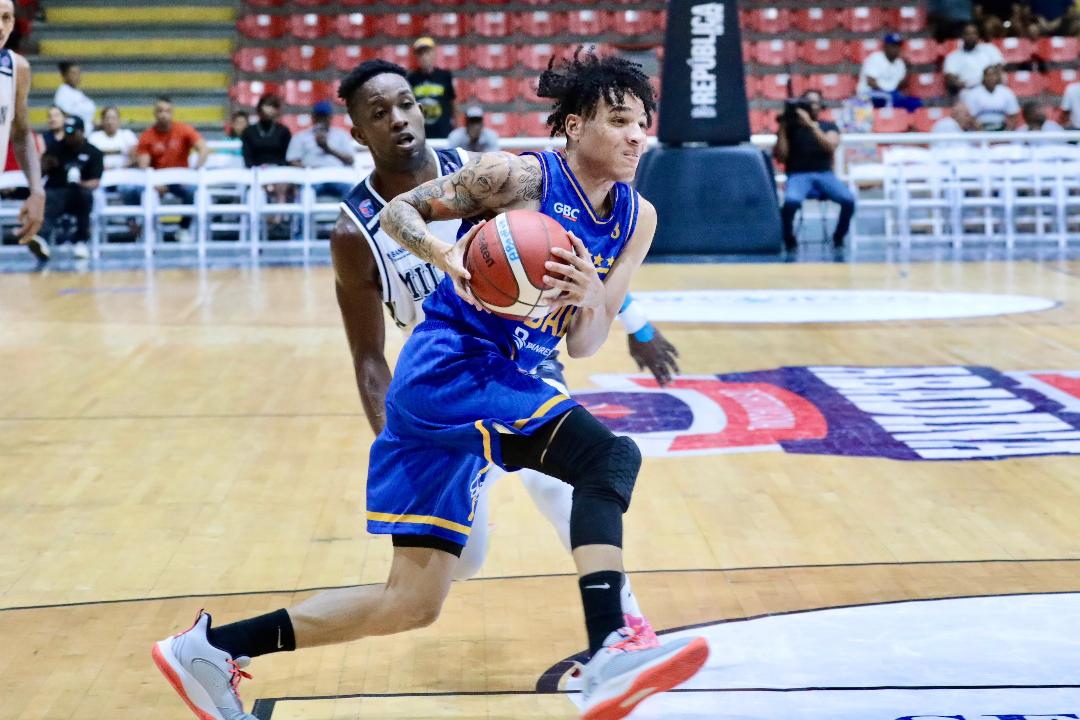 Mauricio Báez eleva invicto a 3-0 al vencer a El Millón TBS Distrito