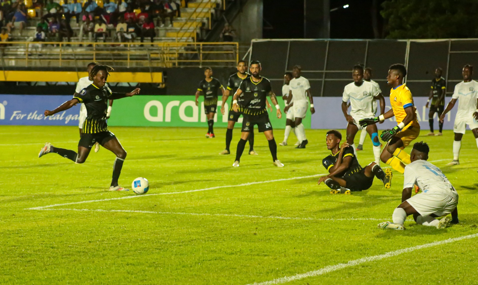 Moca FC vence a Quanaminthe FC y lidera Copa del Caribe 2024