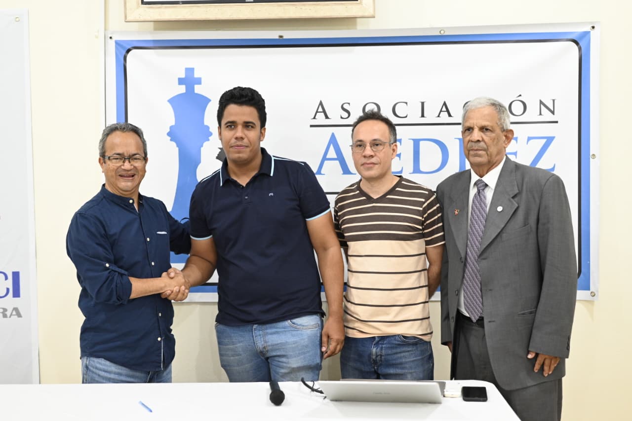 Nelson Javier Castillo, campeón torneo Blitz Techos Estrella 2025