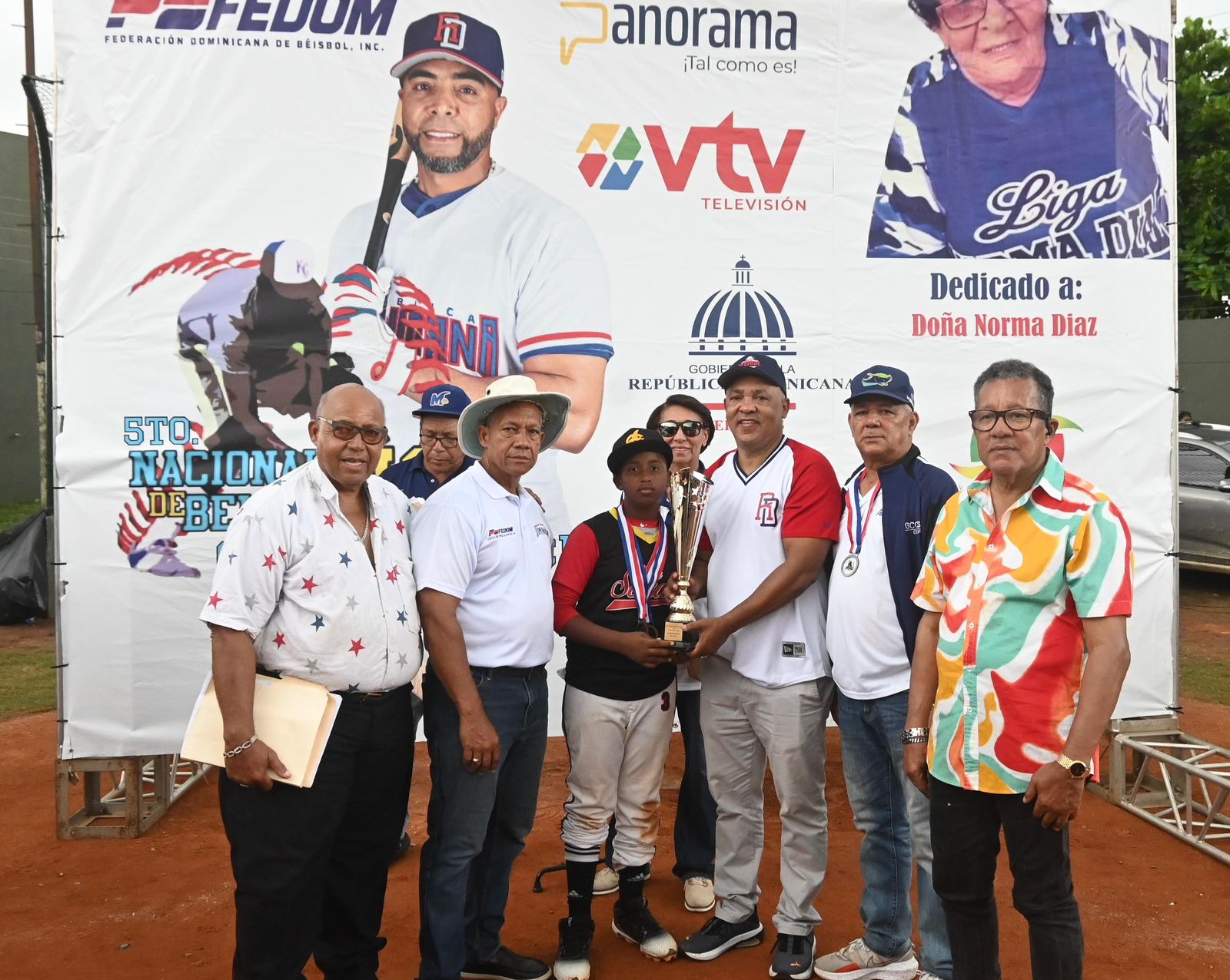 Liga Cristián Serrano se lleva la Copa Nelson Cruz